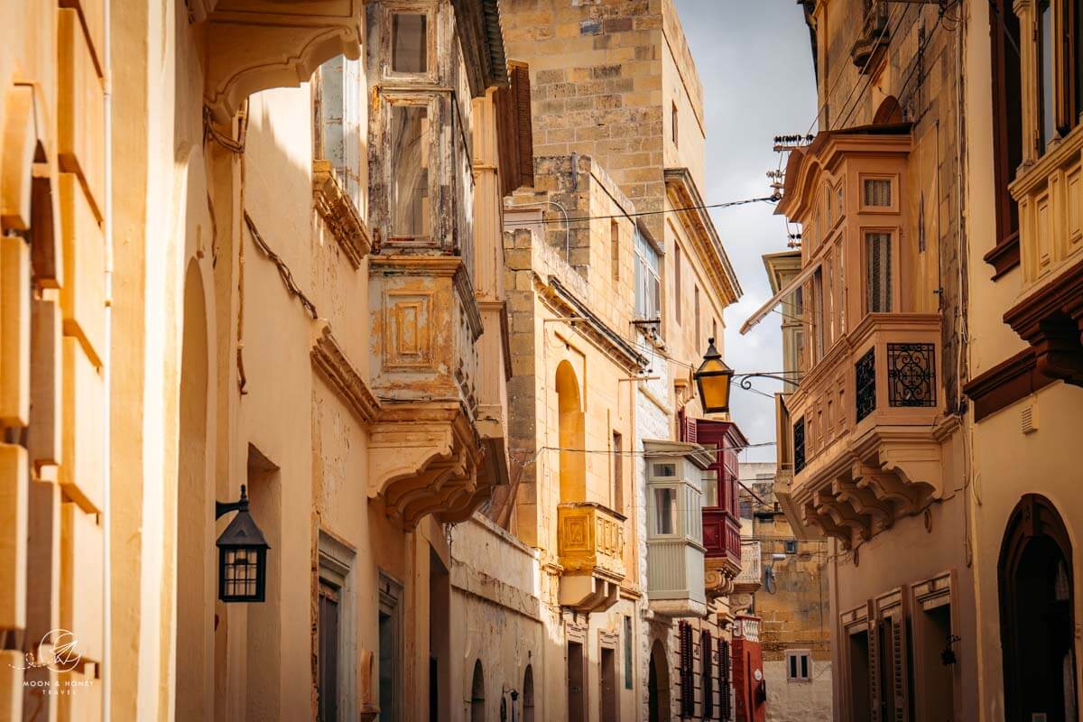 6 Best Hikes in Malta and Gozo (+ Map)