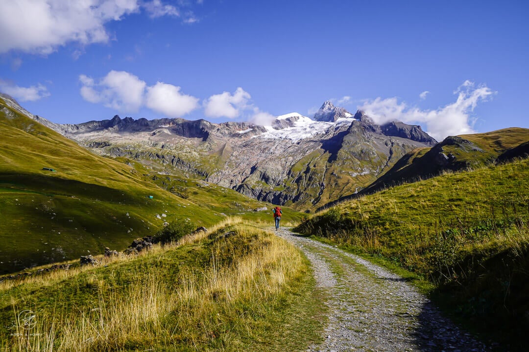 TMB Stage 4: Col des Fours Variant - Cabane du Combal