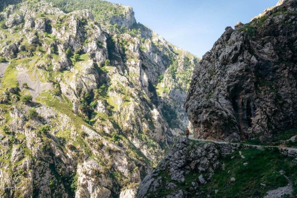Ruta del Cares Trail: Poncebos to Caín Gorge Hike