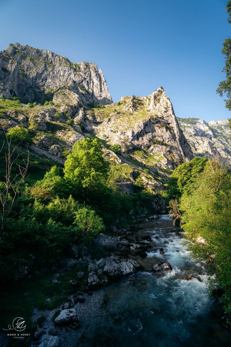Picos de Europa National Park: Ultimate Guide + Map