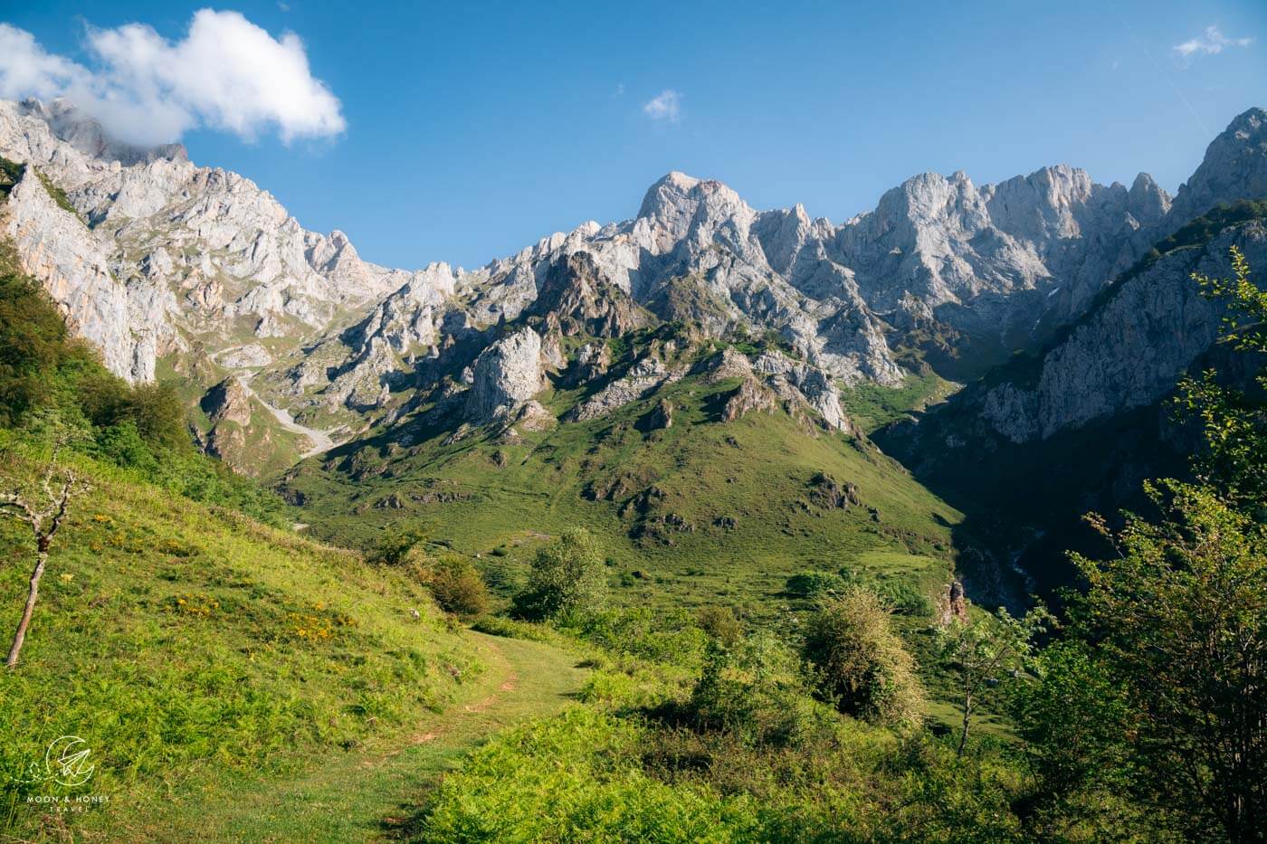 Brez to Canal de las Arredondas Hike, Picos de Europa, Spain