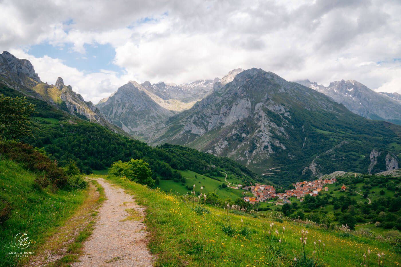 Picos de Europa National Park: Ultimate Guide + Map