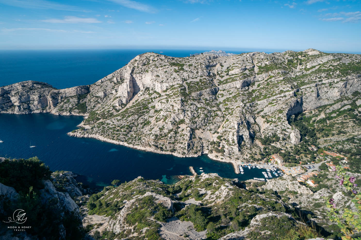 Calanque de Sugiton - Calanque de Morgiou Hike in Marseille