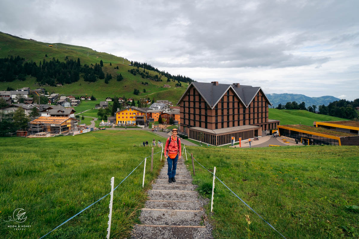 Stoos Ridge Hike: Klingenstock to Fronalpstock