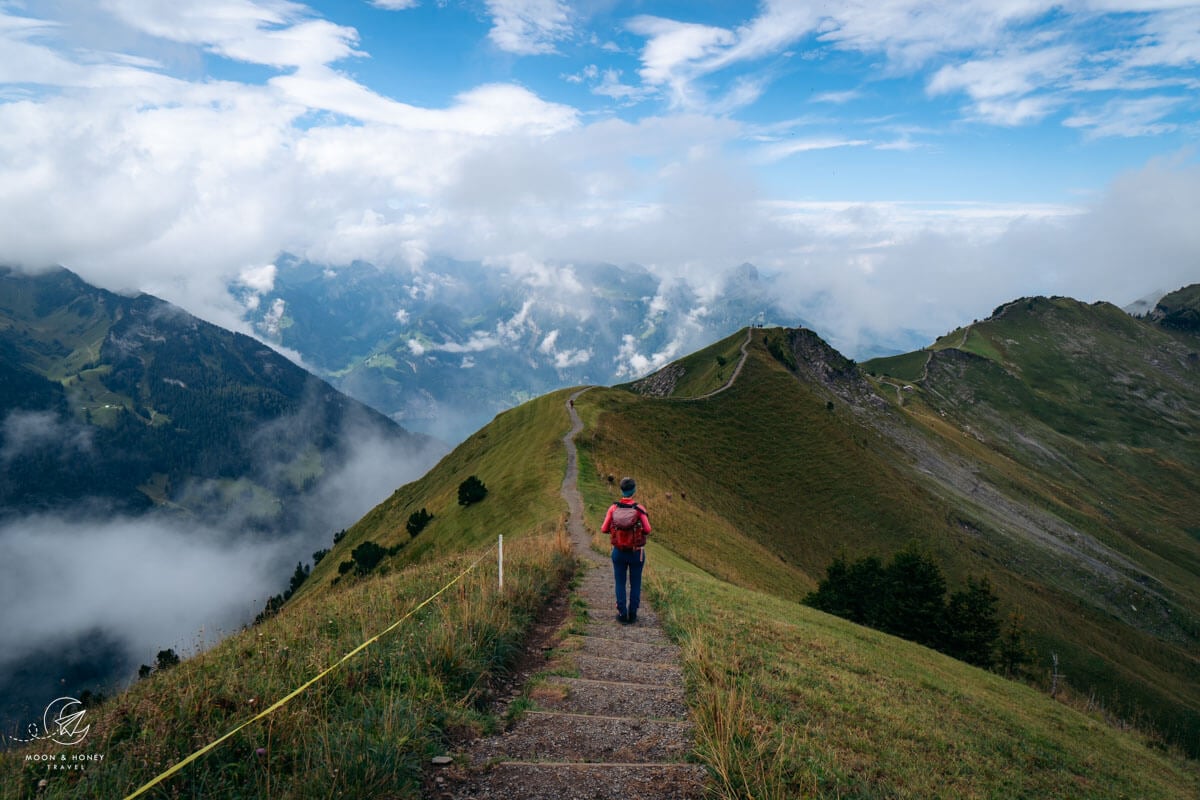Stoos Ridge Hike: Klingenstock to Fronalpstock