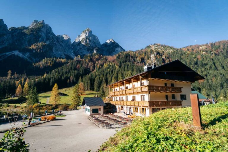 Hiking the Gosaukamm Circuit Trail in Austria (1-2 Days)